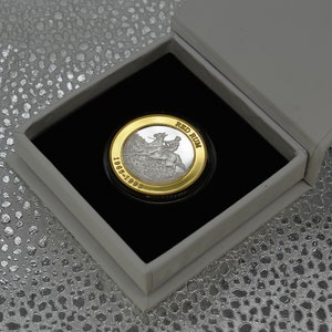 RED RUM 'dual Metal' Silver and 24ct Gold Commemorative Coin in Gift ...