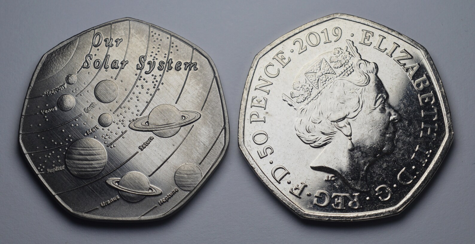 Pair of SOLAR SYSTEM Commemoratives in 50p Coin Display Case and Gift ...