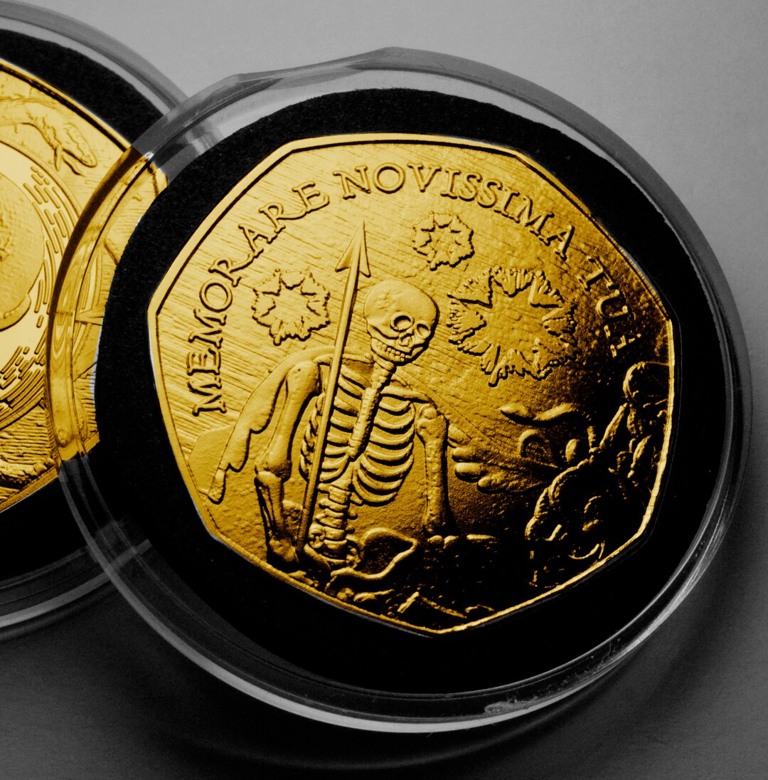 Memento Mori 24ct Gold Reminder Coin in Capsule. Snakes/skull/death ...