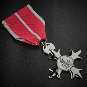 Full Size Replica Member of the Order of the British Empire MBE Medal ...