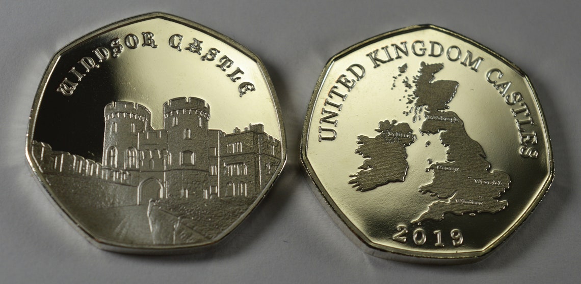Windsor Castle Silver Commemorative Coin Albums/50p Collectors NEW 2019 ...