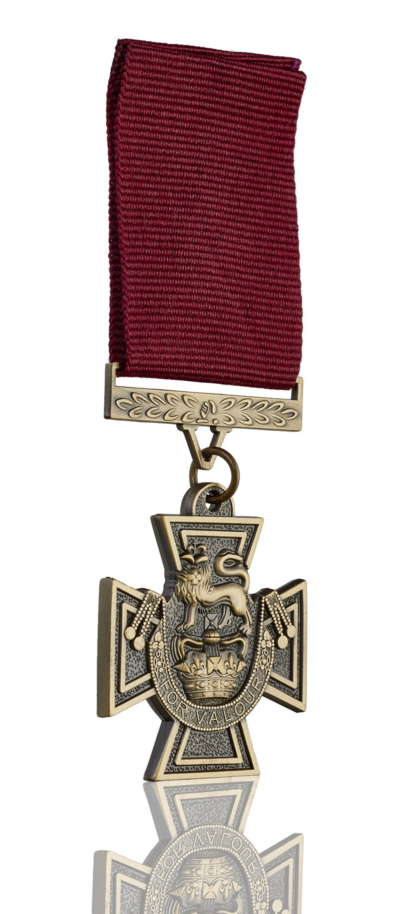 Full Size Replica Victoria Cross Medal & Ribbon. Highest Military ...