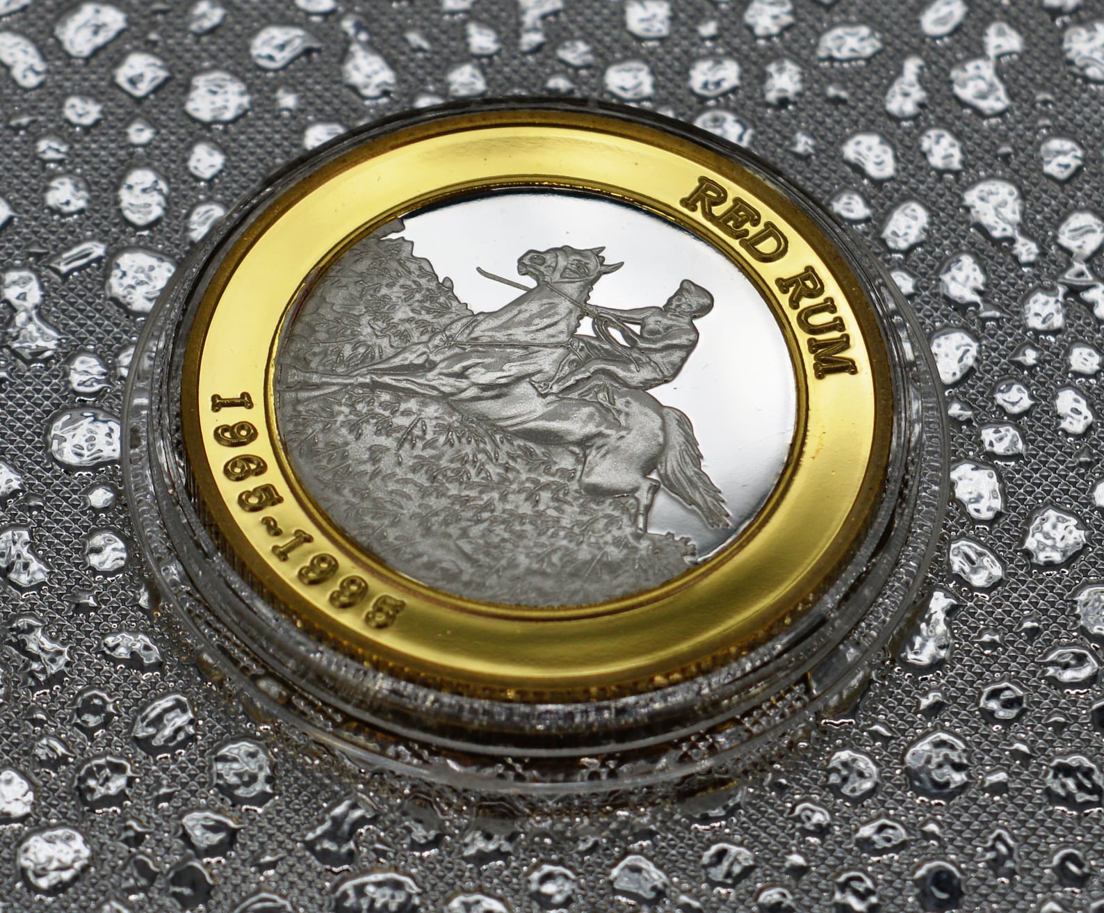 Red Rum & the Grand National 'dual Metal' Silver and 24ct Gold ...