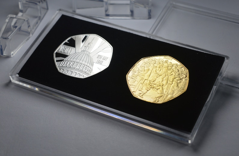 Pair of VE DAY Silver & 24ct Gold Commemoratives in 50p Coin Display ...