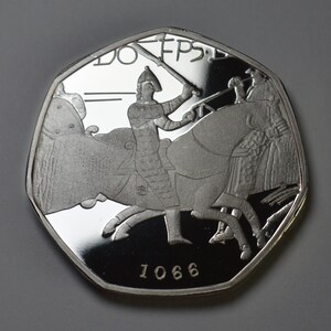 Pair of the Battle of Hastings Commemoratives in 50p Coin Display ...