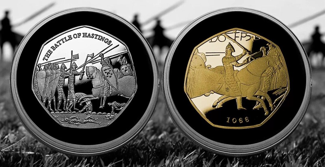 Pair of the Battle of Hastings Silver Commemoratives in Capsules. 24ct Gold and .999 Silver ...