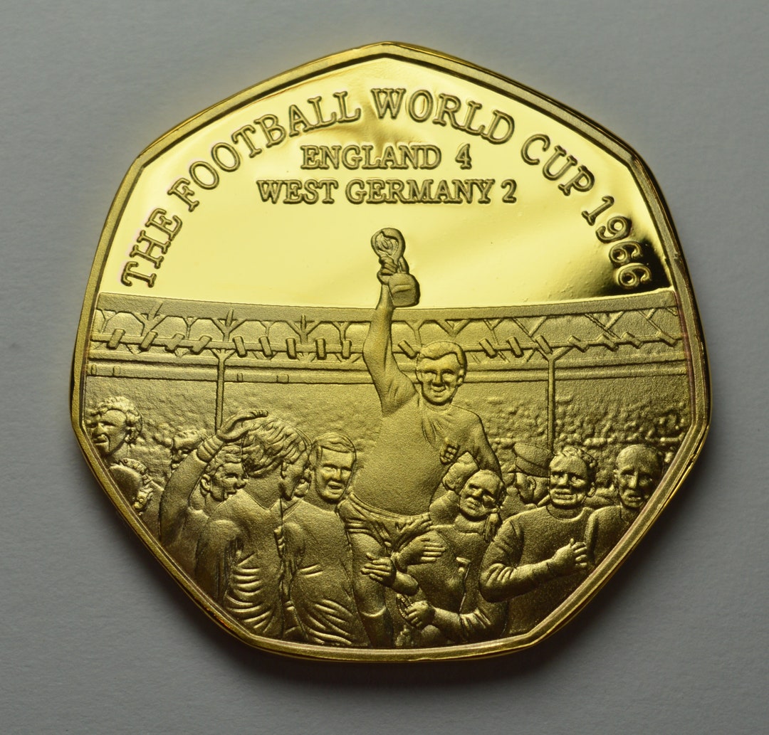 Football World Cup 1966 24ct Gold Commemorative. Bobby Moore, Charlton ...
