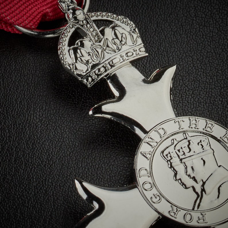 Full Size Replica Member of the Order of the British Empire MBE Medal ...
