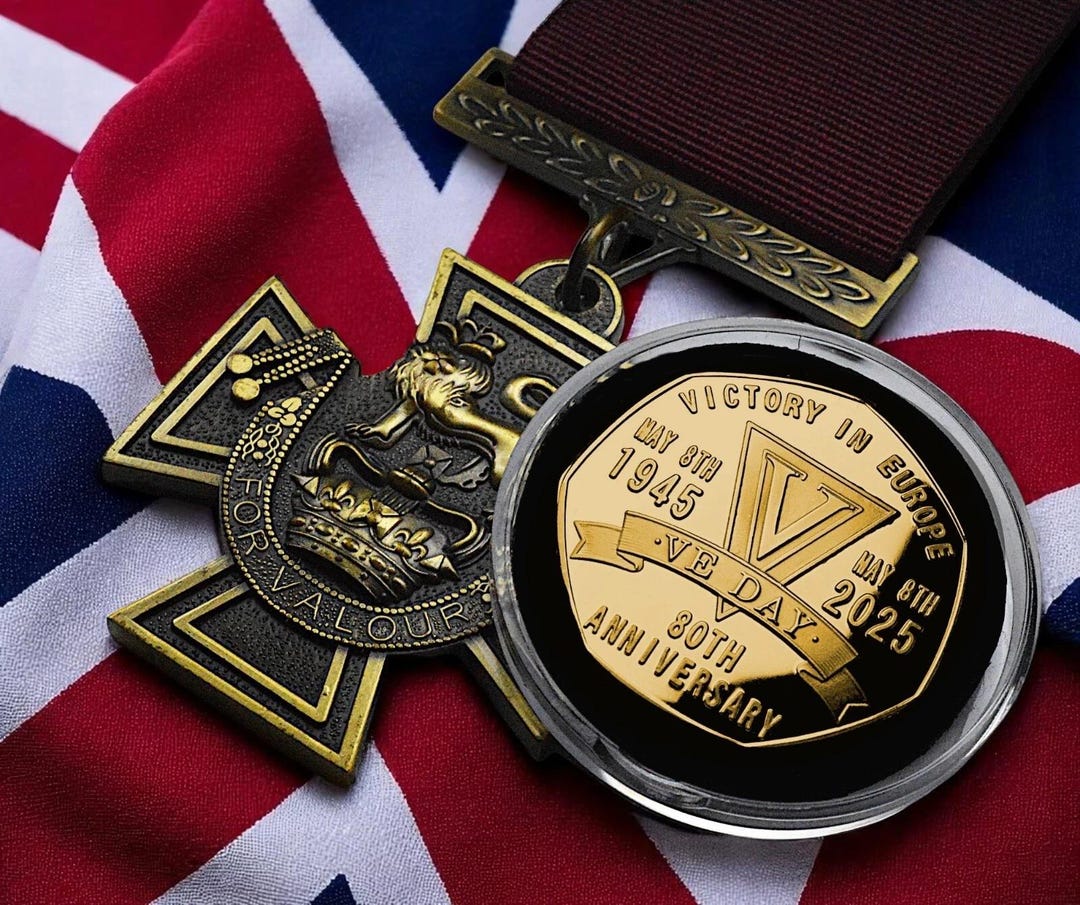 VE DAY 80th Anniversary Gold Commemorative Coin and Victoria Cross ...