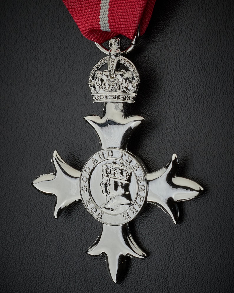 Full Size Replica Member of the Order of the British Empire MBE Medal ...