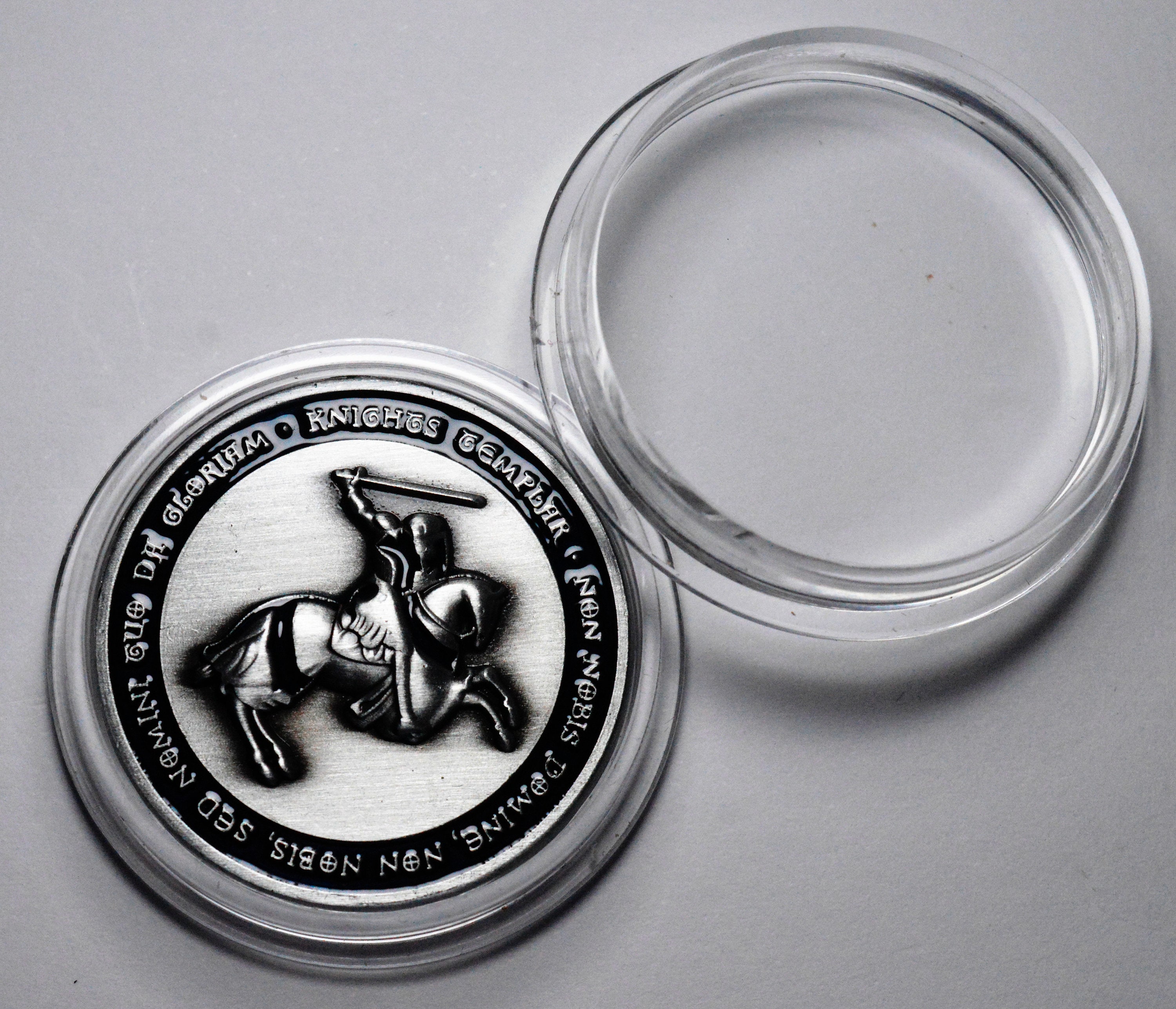Masonic Knights Templar Antique Nickel Silver Commemorative in Gift ...
