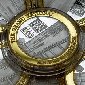 RED RUM 'dual Metal' Silver and 24ct Gold Commemorative Coin in Gift ...