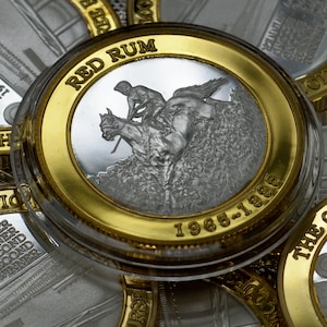 RED RUM 'dual Metal' Silver and 24ct Gold Commemorative Coin in Gift ...