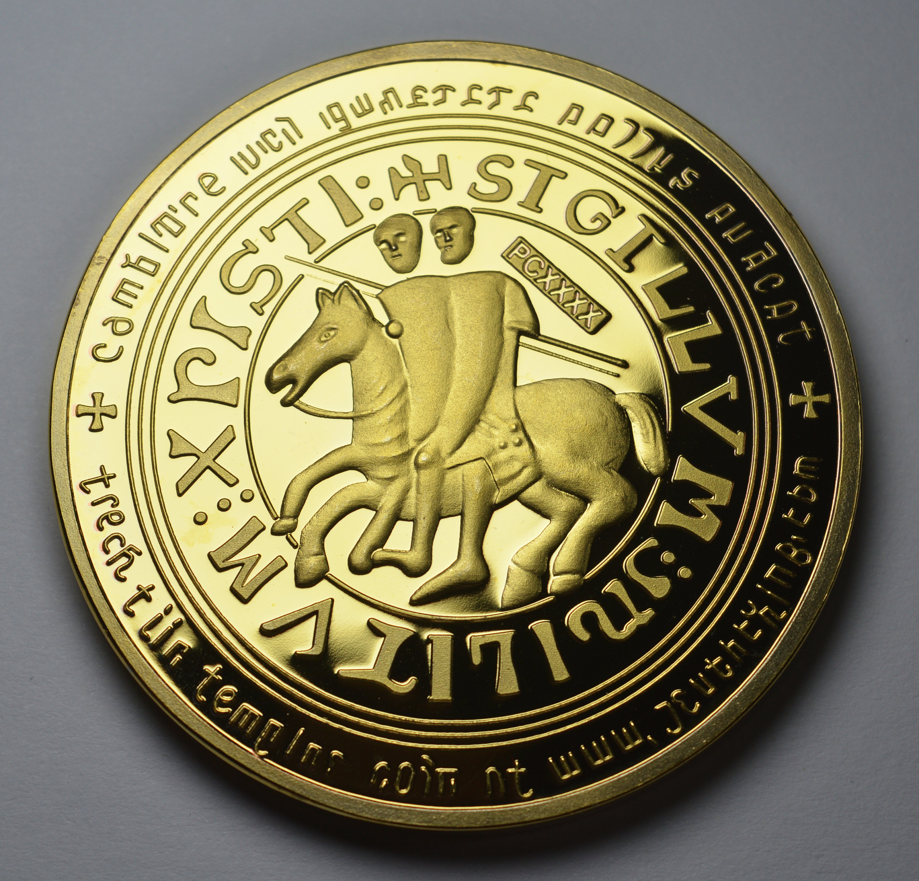 Large Masonic Knights Templar 24ct Gold Coin With Red Enamel ...