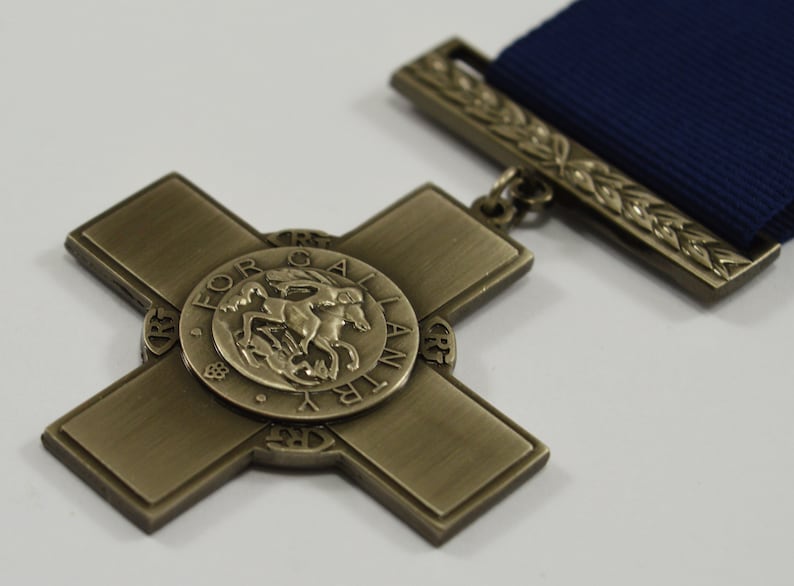 Full Size Replica WW2 George Cross Highest Award for Gallantry Medal ...