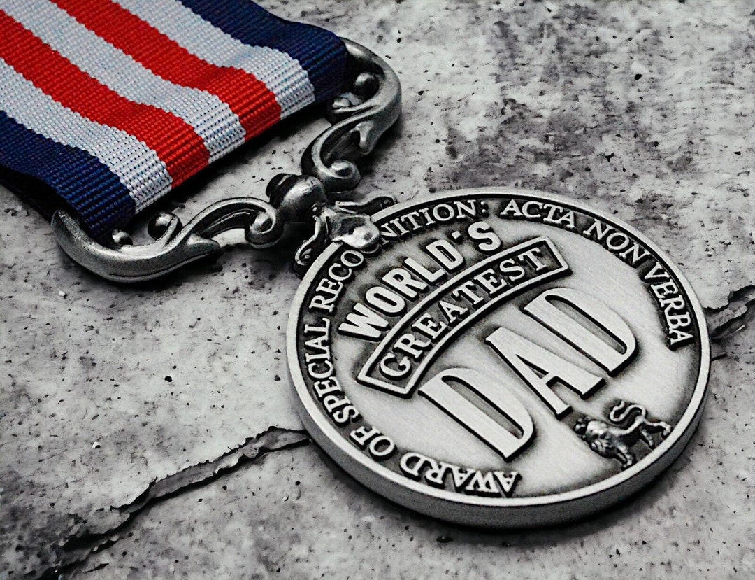 HAPPY FATHER'S DAY Service & Bravery Medal. Gift/present/dad/father ...
