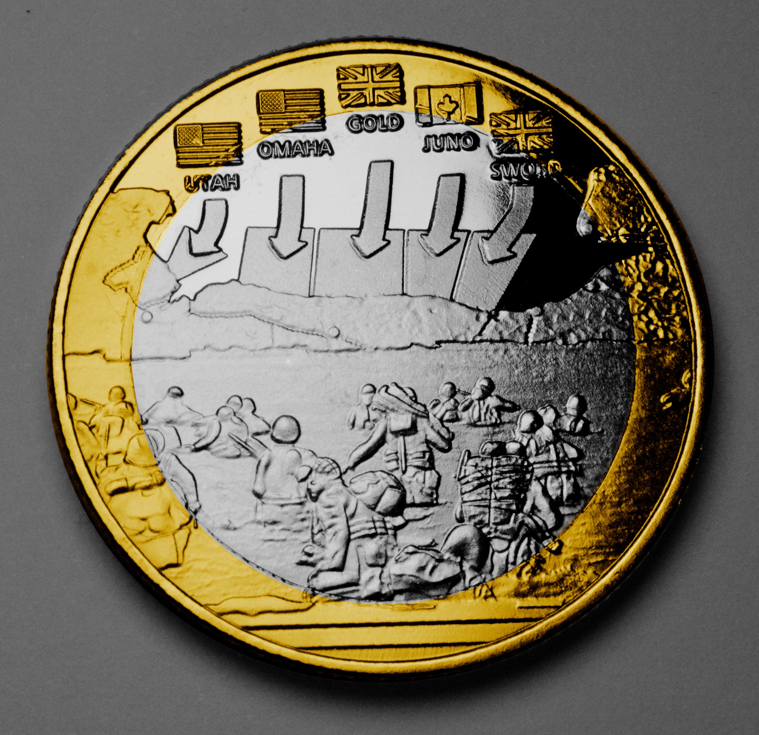 D-DAY LANDINGS 80th Anniversary Silver & 24ct Gold Commemorative Coin ...