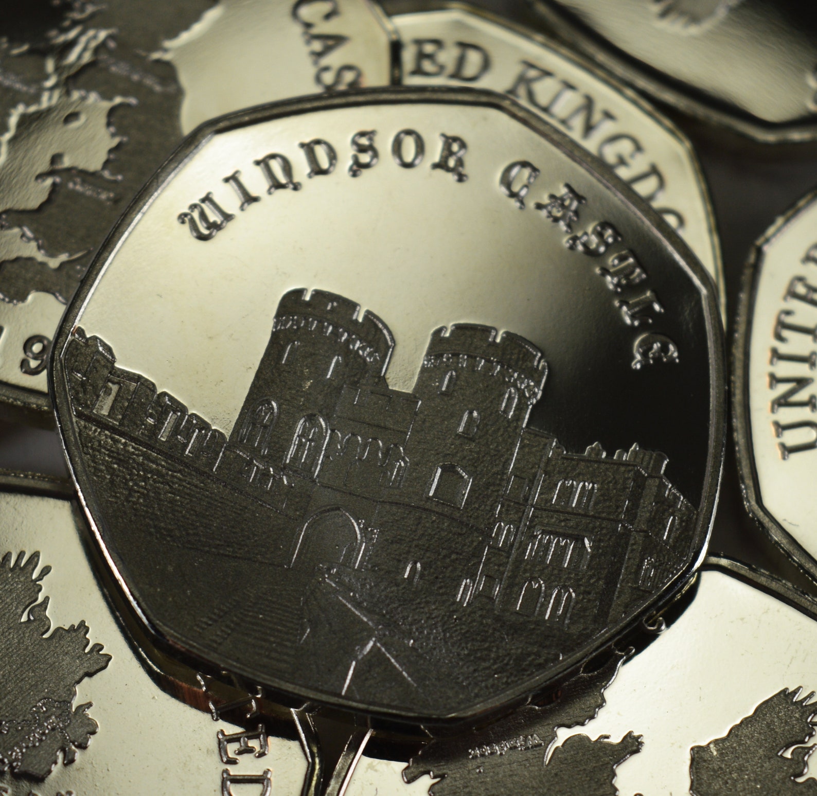 Windsor Castle Silver Commemorative Coin Albums/50p Collectors - Etsy UK