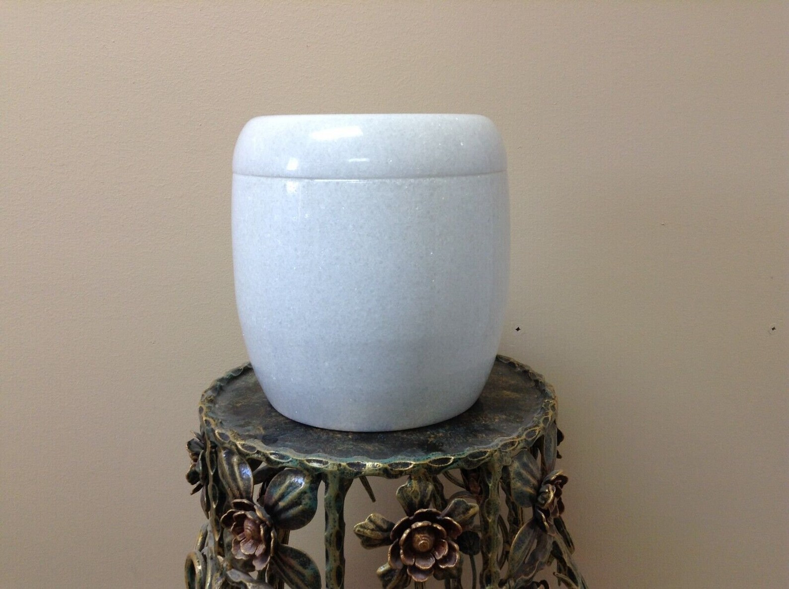 Crystal White Granite Cremation Urn for Ashes Cemetery Memorial Pot Jar ...