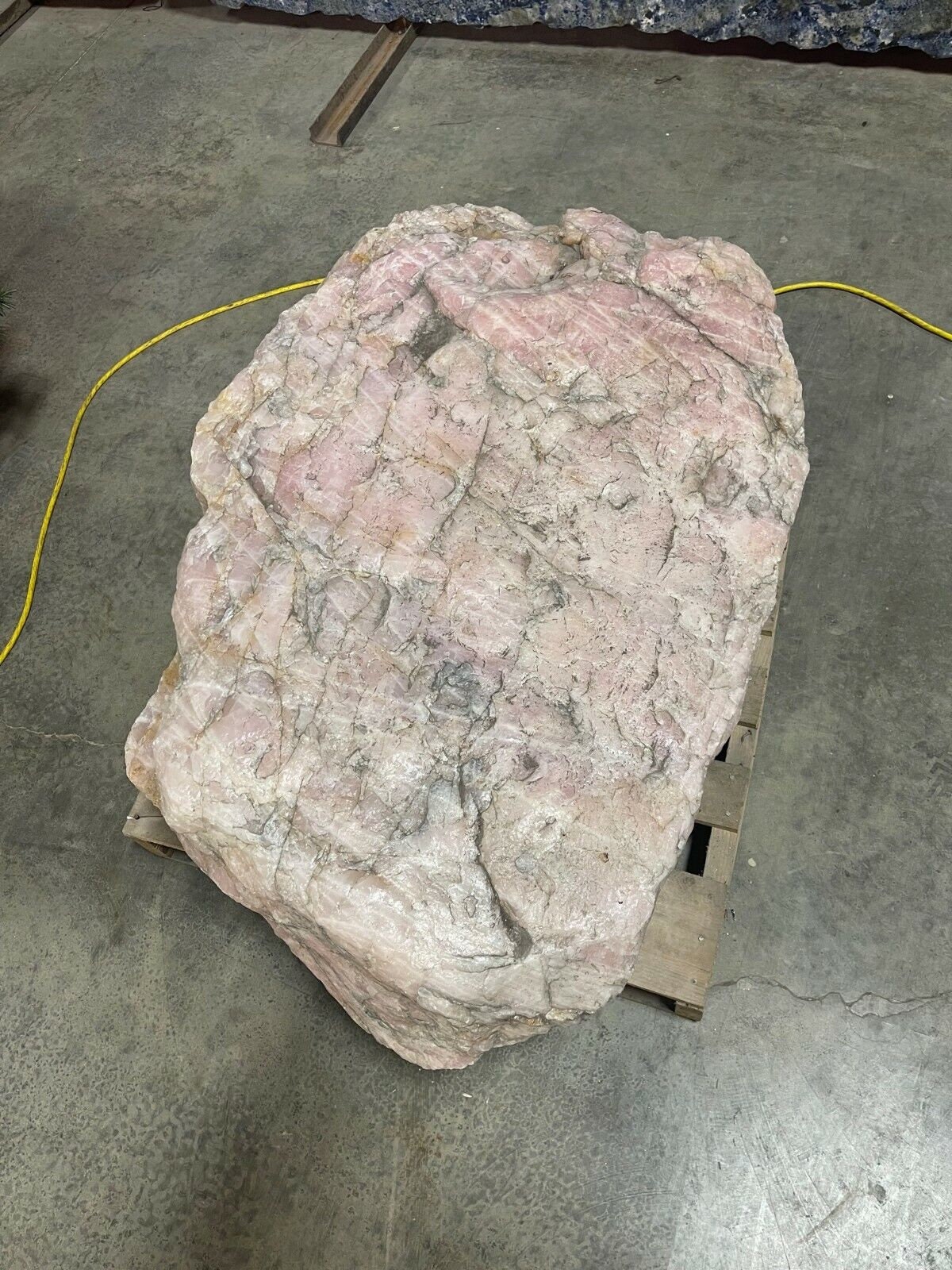 Pink Rose Quartz Rock Boulder Natural Stone Gemstone Jewel About 1000 ...