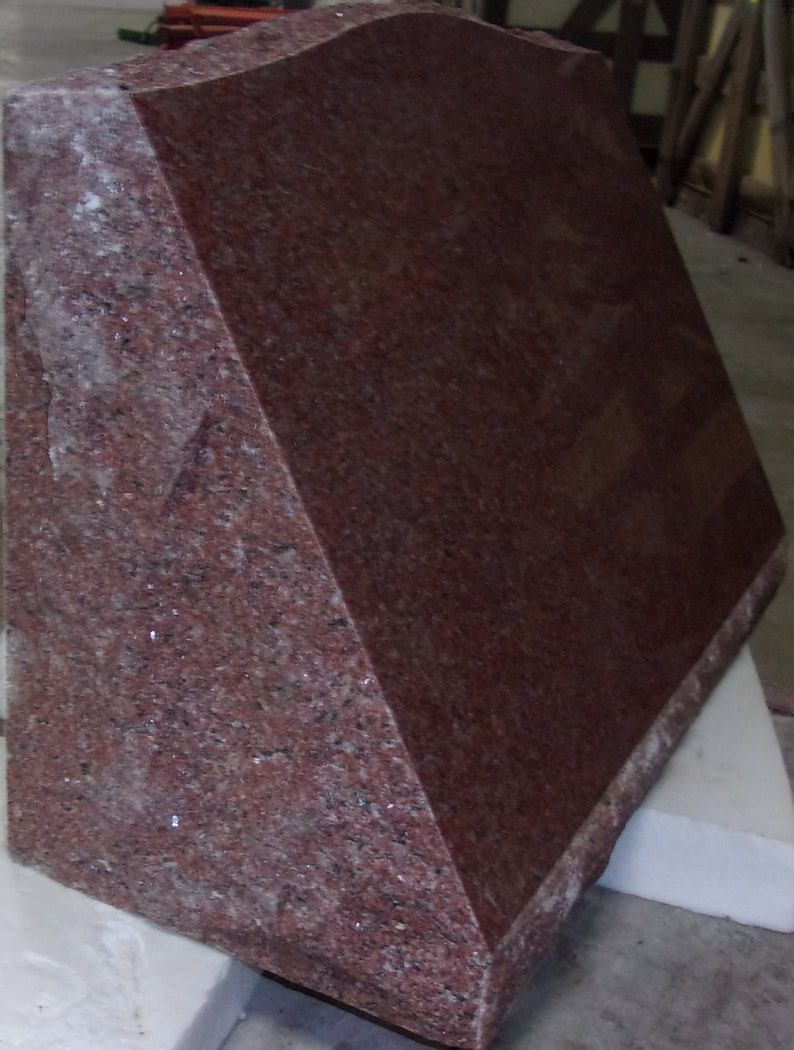 India Red Slant Monument Headstone - Etsy