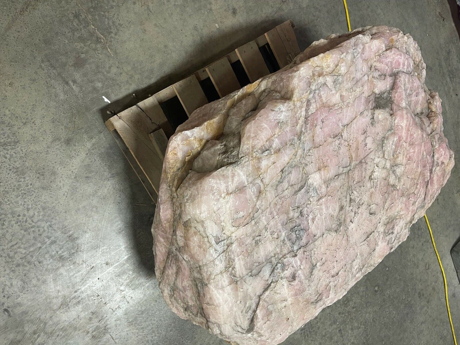 Pink Rose Quartz Rock Boulder Natural Stone Gemstone Jewel About 1000 ...