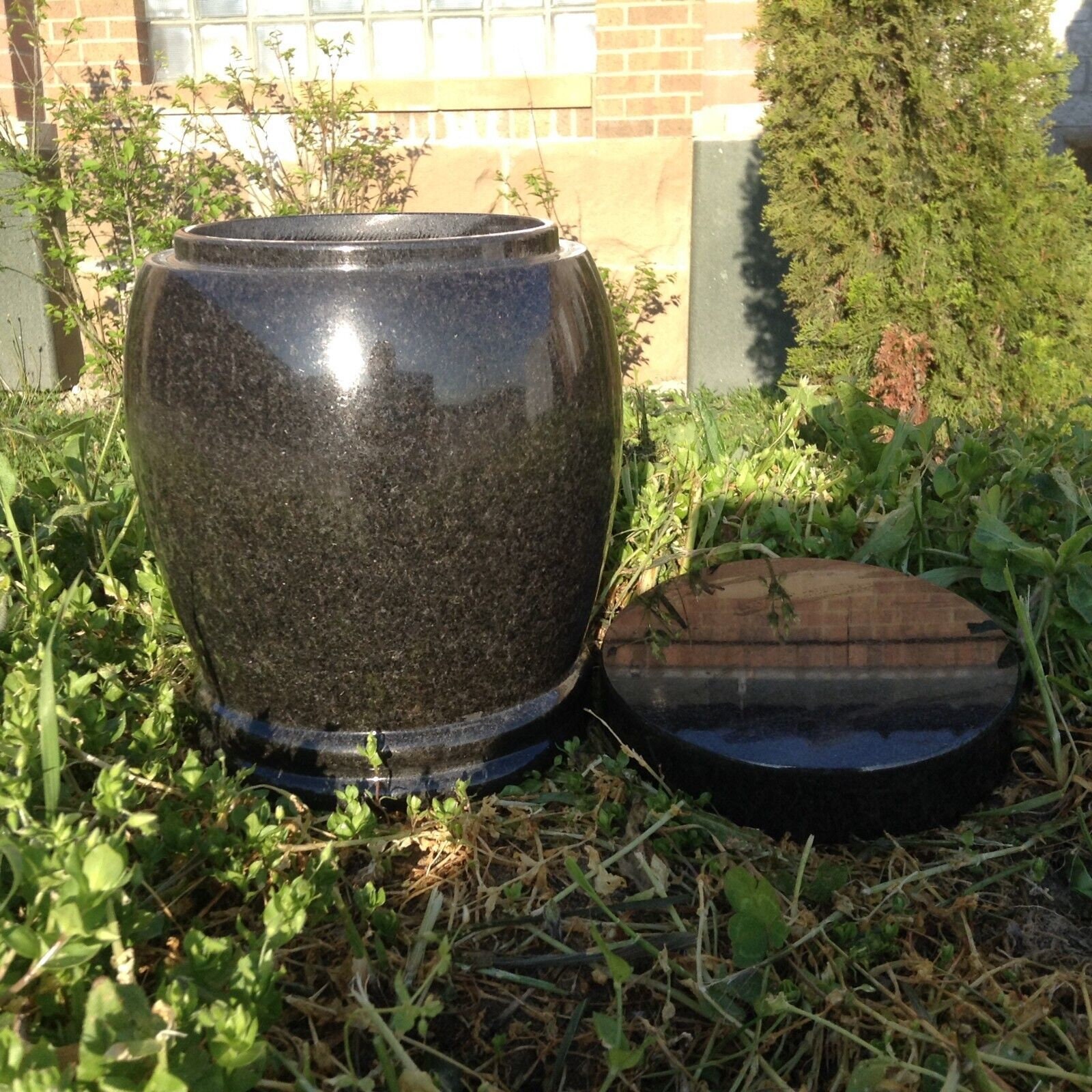 Black Granite Cremation Urn for Ashes Cemetery Memorial Pot Jar 8x6-i ...