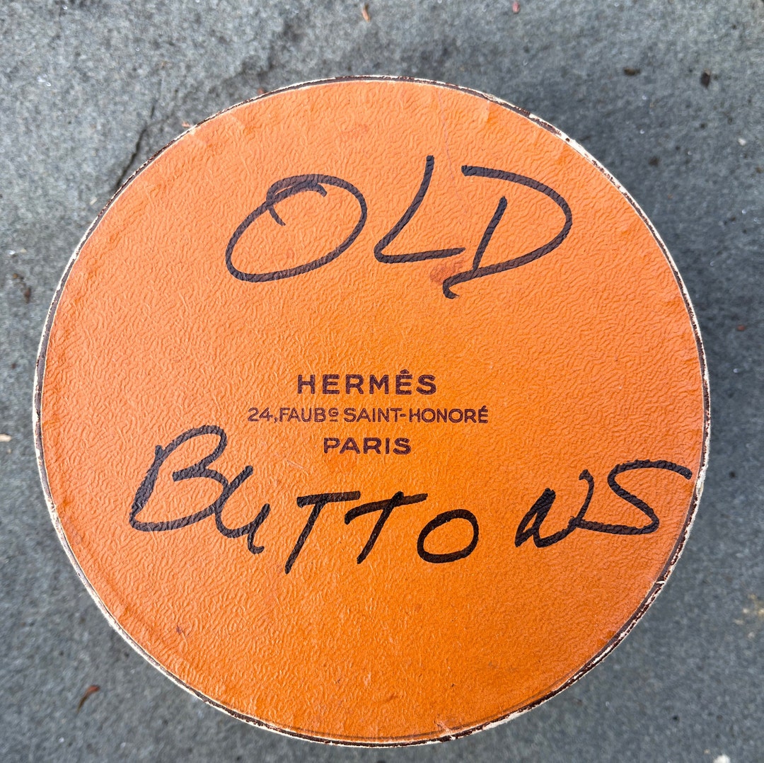 Old Buttons Button Box Vintage Buttons Hermes Round Box - Etsy