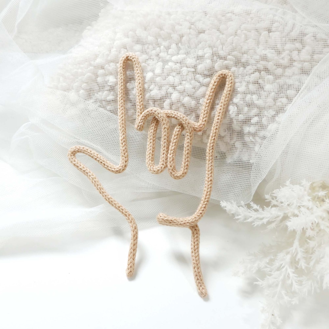 Hand Sign Language I Love You Knitting Wall Sign, Valentine Gift, Knit ...