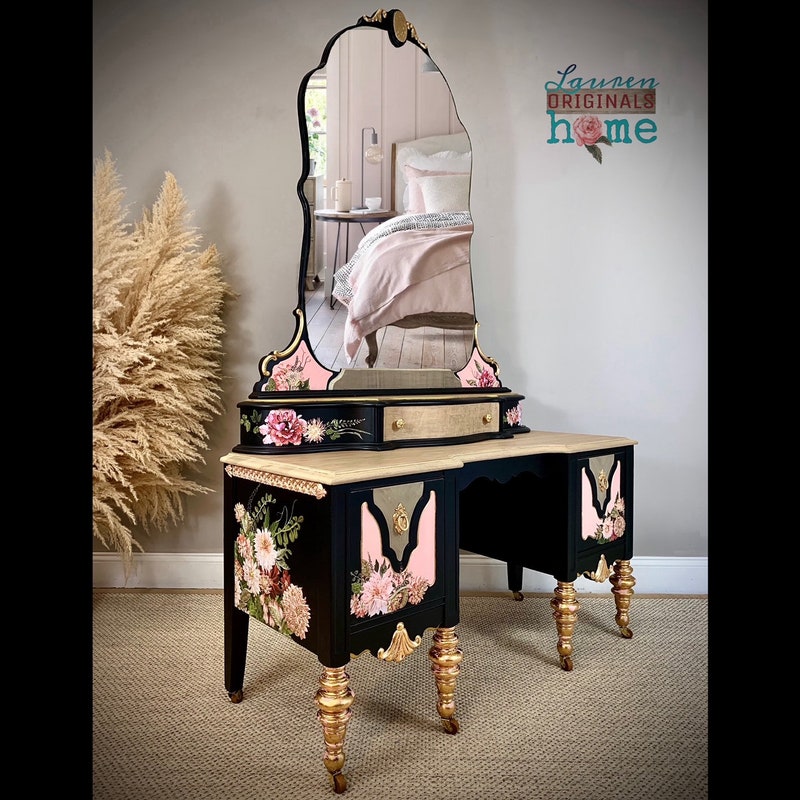 Antique Makeup Vanity - Etsy