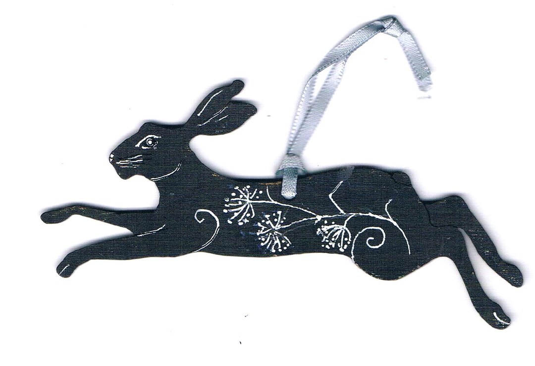 Dainty Hare Shape With Cow Parsley - Etsy