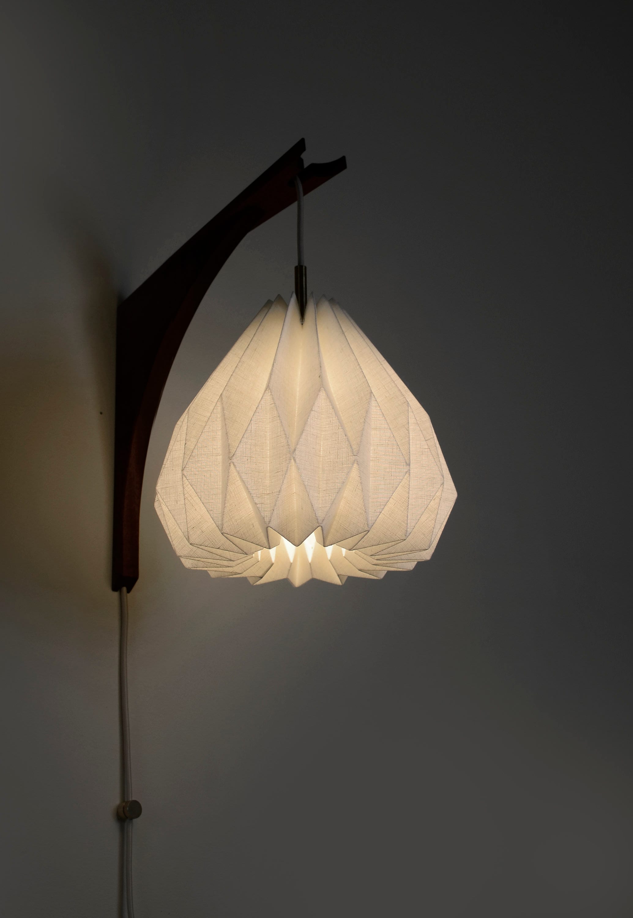 Wall Pendant Light / Hanging Lamp With Wooden Bracket / 100% - Etsy