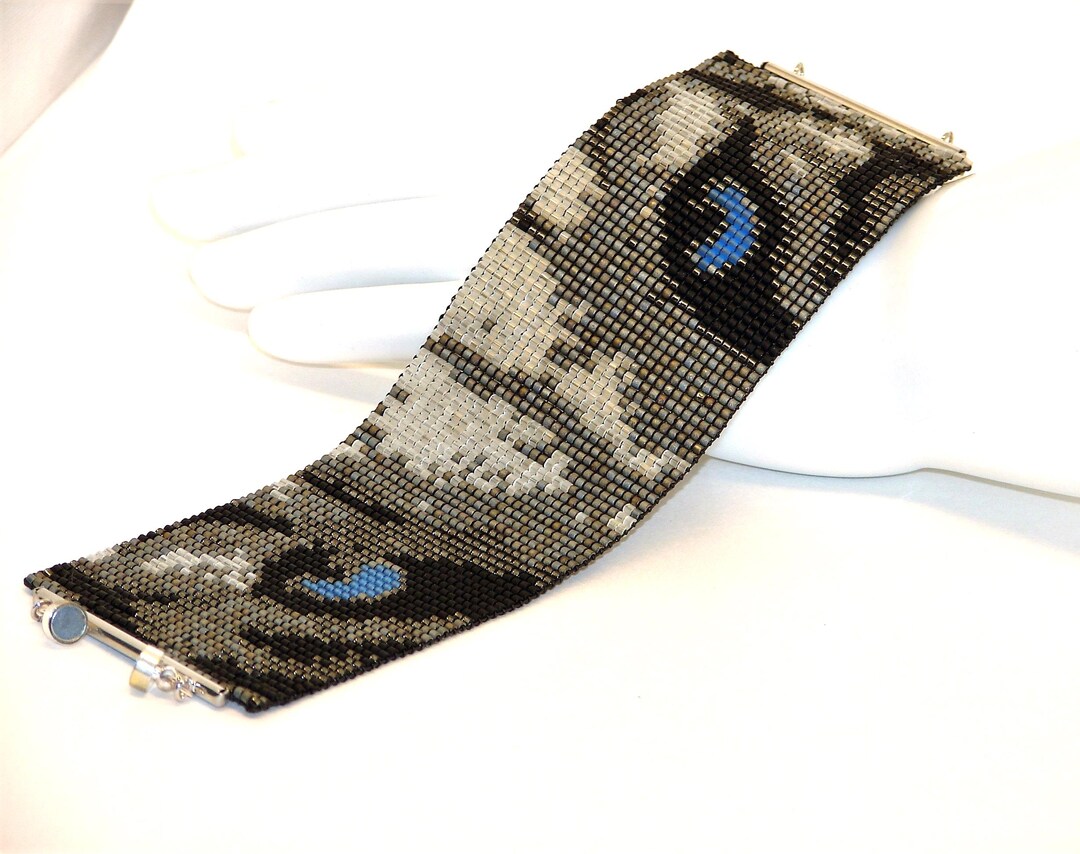 Bead Loom Cuff Bracelet, Tiger Eyes Pattern, Silver Plated, 7.5" - Etsy