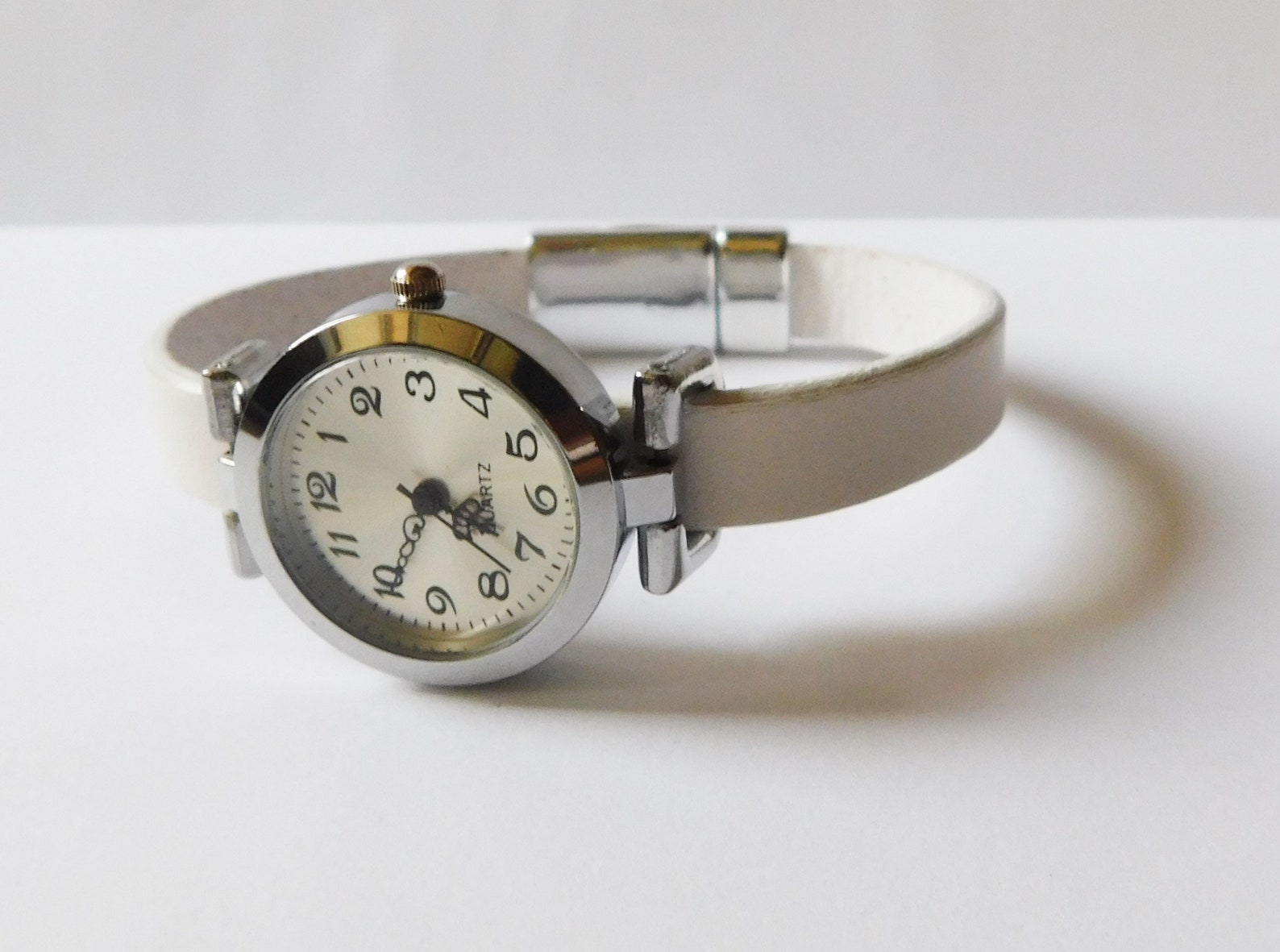 Simple Watch for Women. Classic Women's Watch. Women's - Etsy