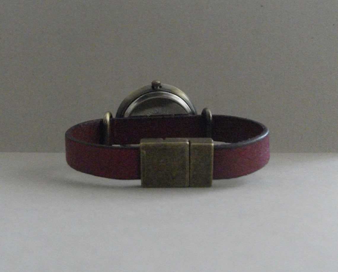 Leather Wrist Watch Minimalist Retro Style Watch Magenta | Etsy