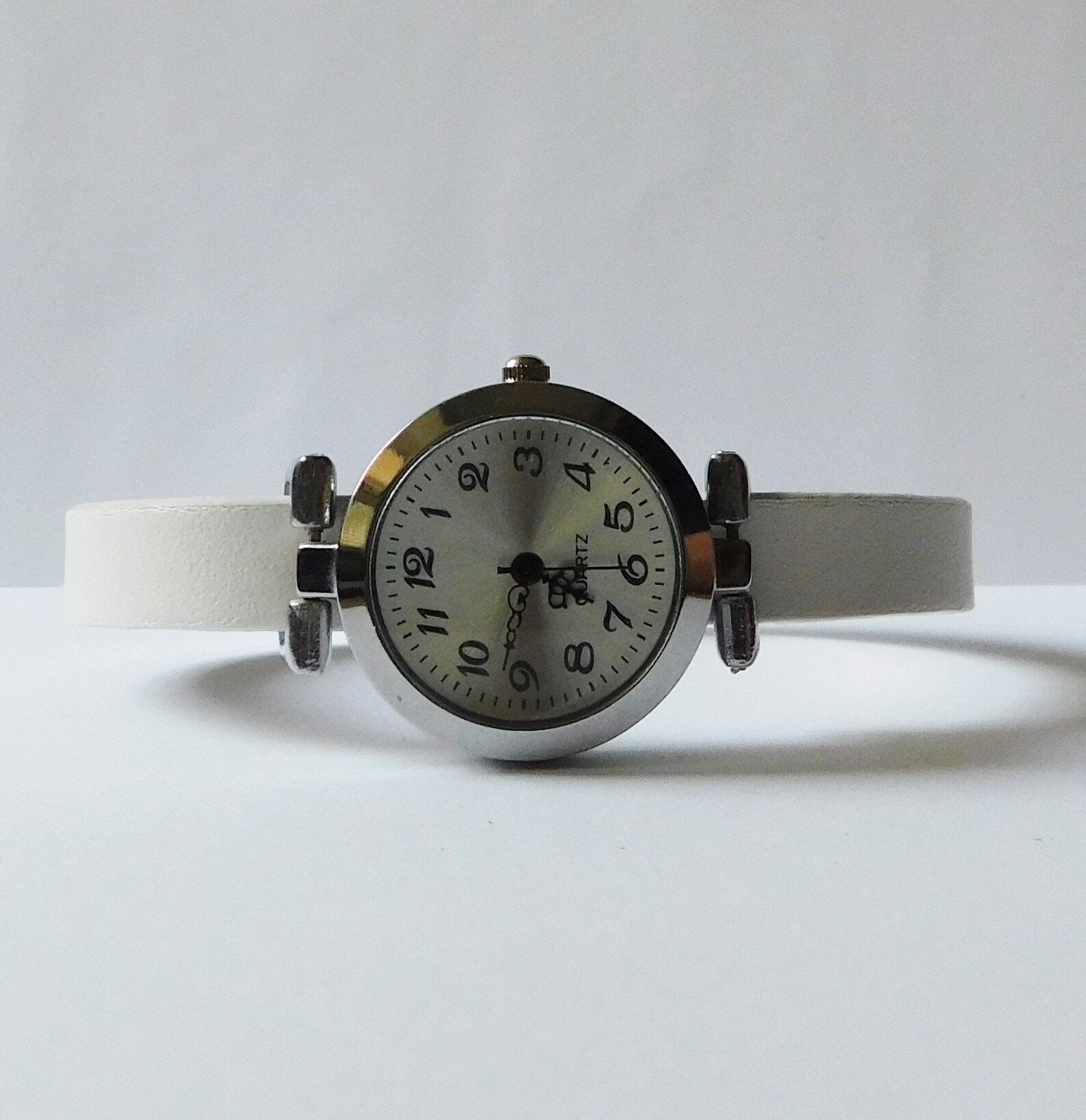 Simple Watch for Women. Classic Women's Watch. Women's - Etsy