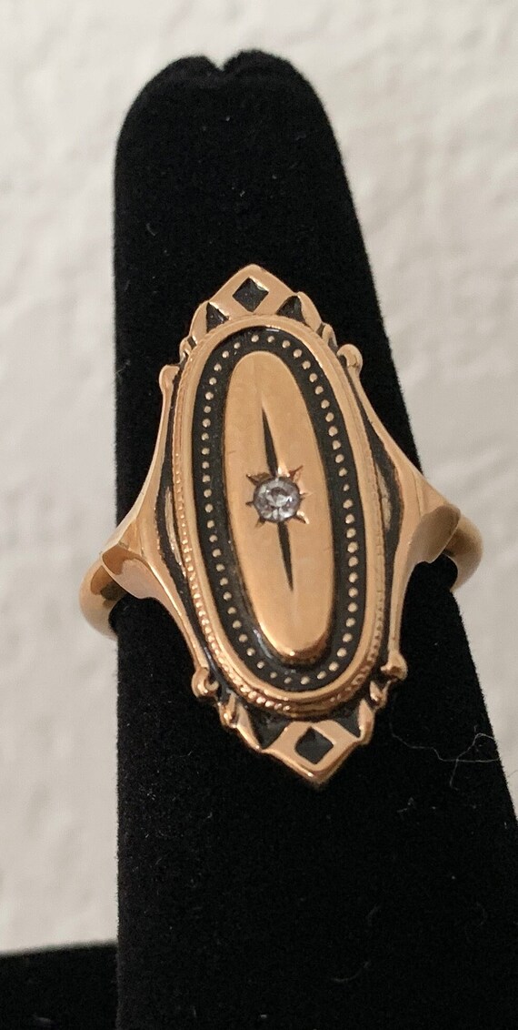 Adjustable Vintage Avon Ring - Gem