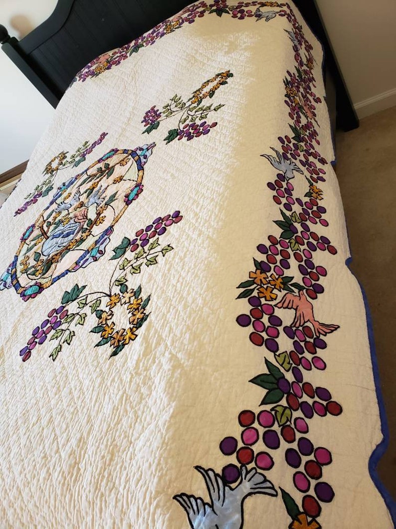 Beautiful Applique Quilt with Birds and Berries | Etsy