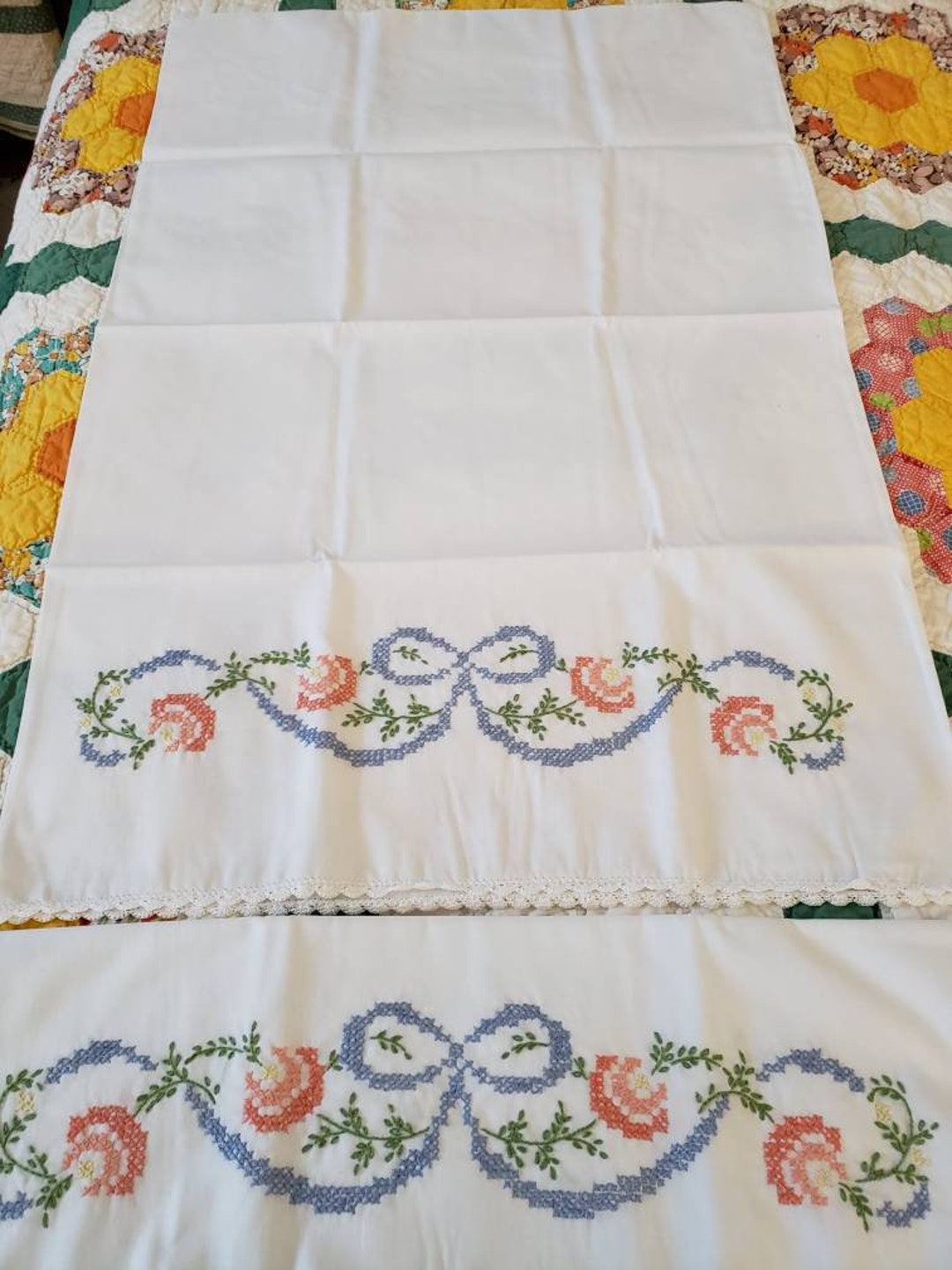 Beautiful Pair of Vintage Cross Stitch Pillowcases - Etsy