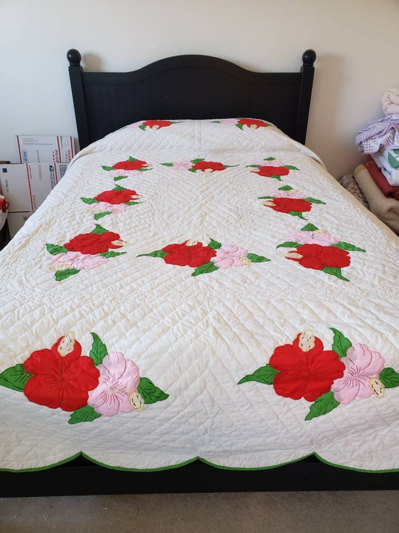 Beautiful Applique Vintage Quilt - Etsy