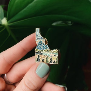 Idaho Enamel Pin | Gold Soft Enamel Pin | Illustrated United State Pin ...