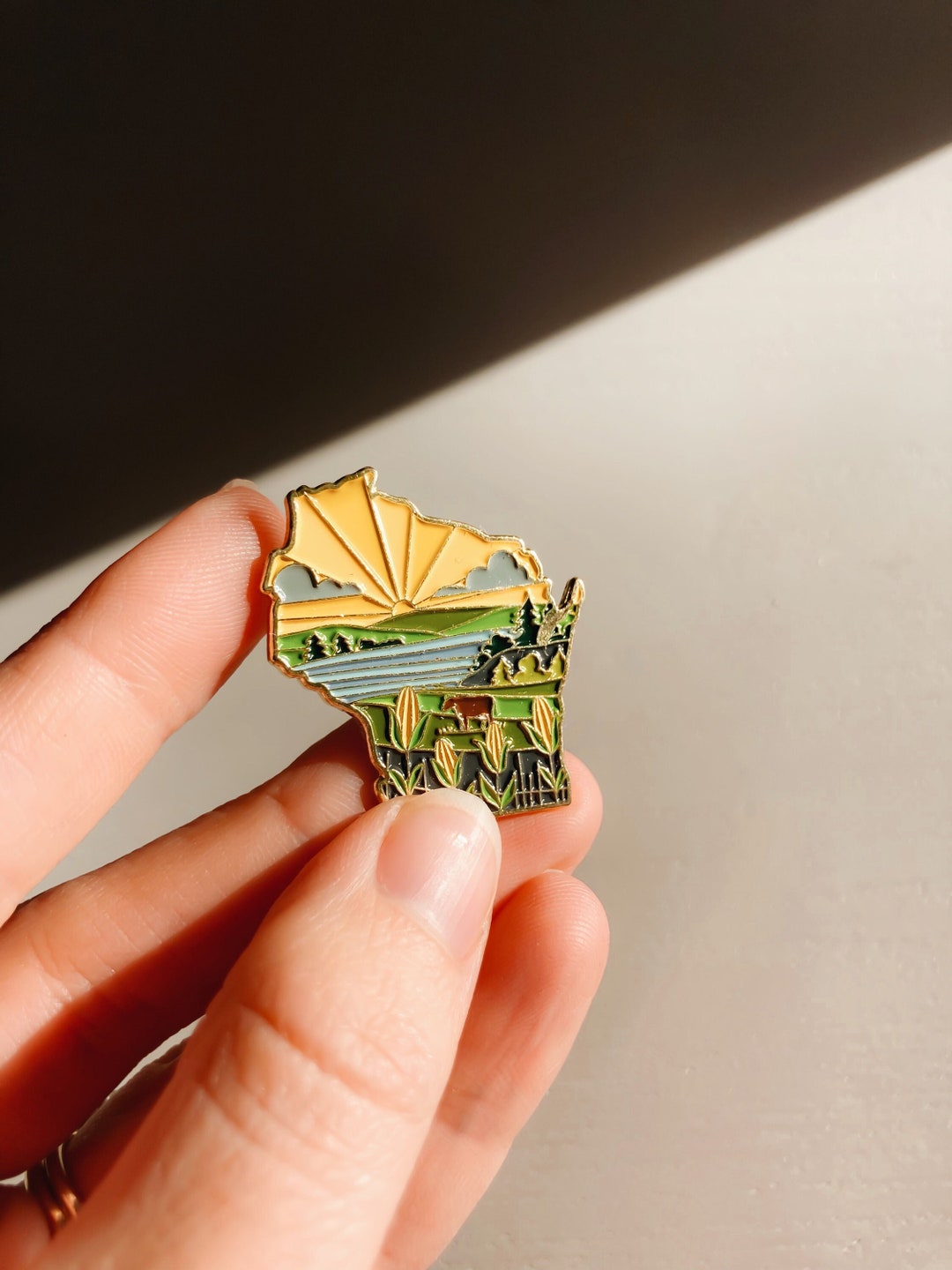 Wisconsin Enamel Pin | Gold Soft Enamel Pin | Illustrated United State ...