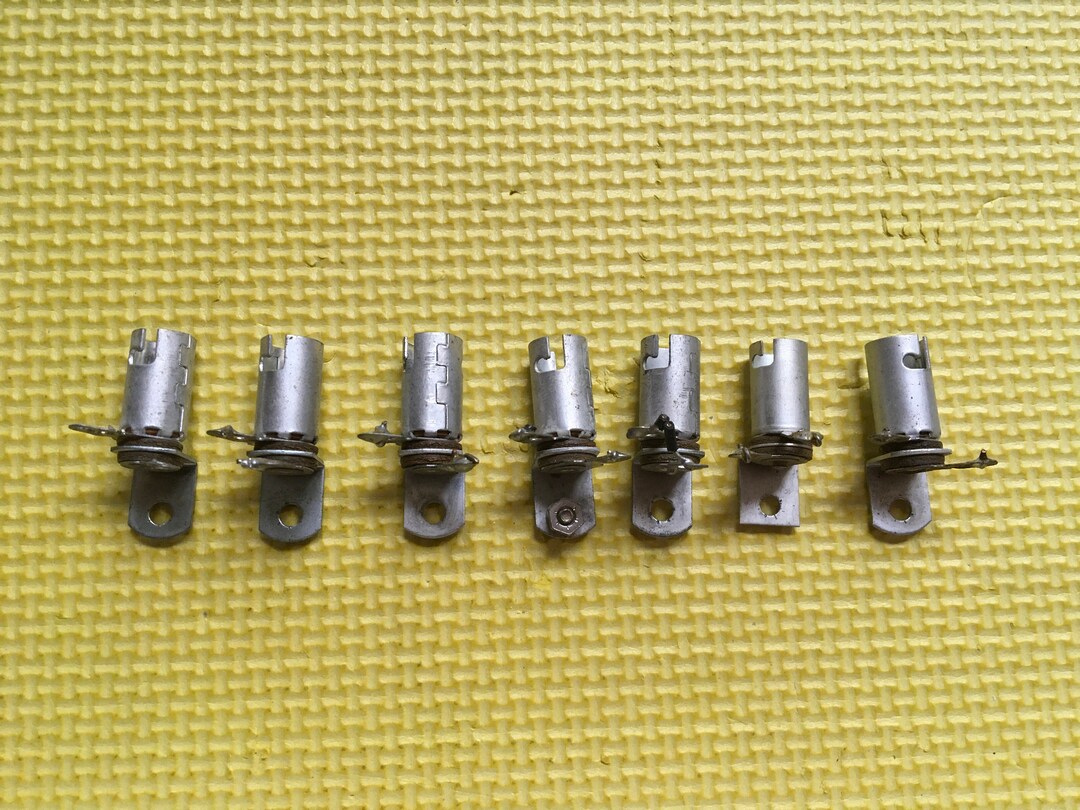 7 Bayonet Base Pilot / Indicator Light Sockets Lot of Seven - Etsy