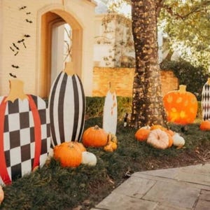 Giant 3 Foot Wood Pumpkins, Large Halloween Yard Decor, Halloween Yard ...