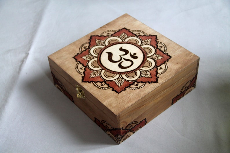 Mandala Jewelry: 16 Mandala Boxes Designs For Your Inspiration - I Love ...