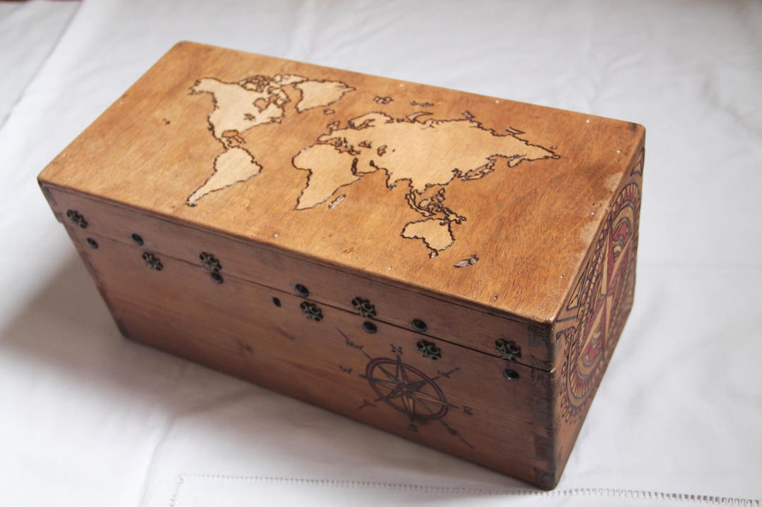 Vintage Box Carved With World Map - Etsy UK