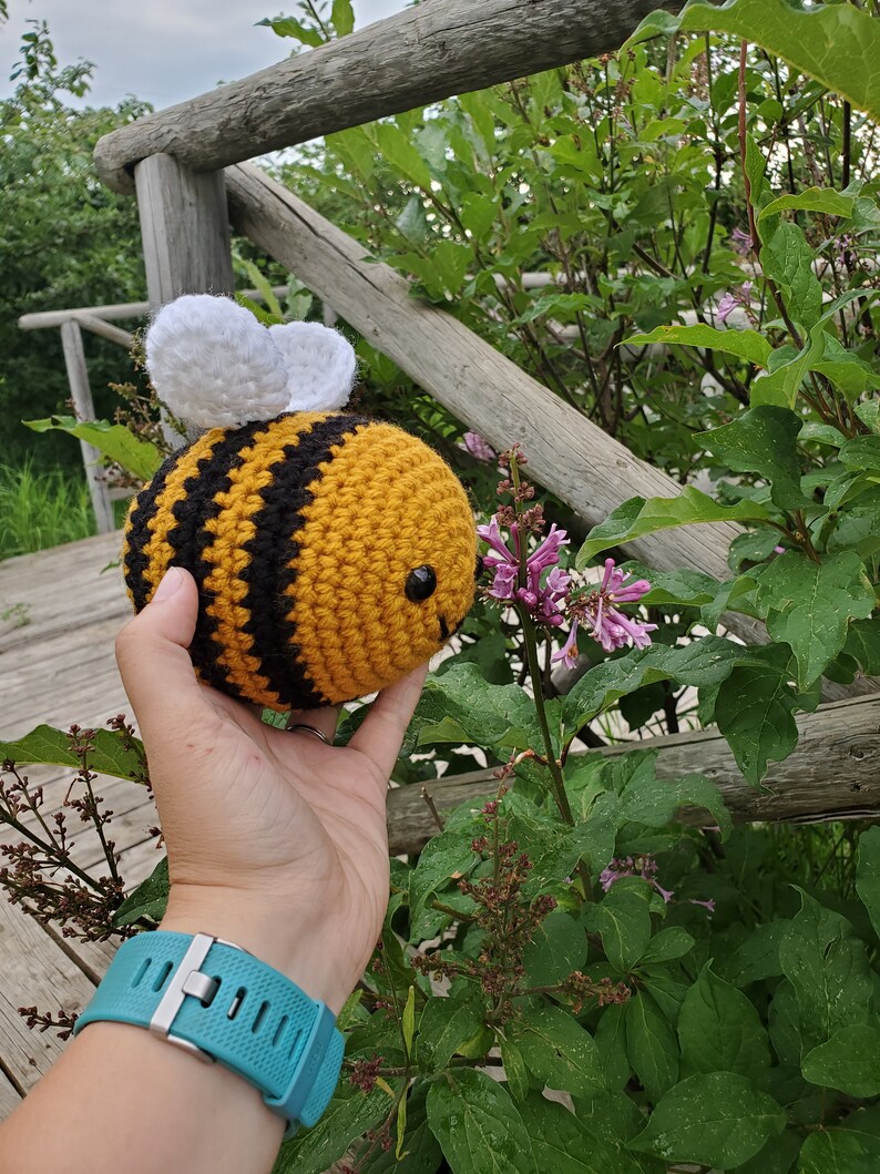 Crochet Bee Lover Gift, Little Stuffed Bee, Honey Bee - Etsy Canada