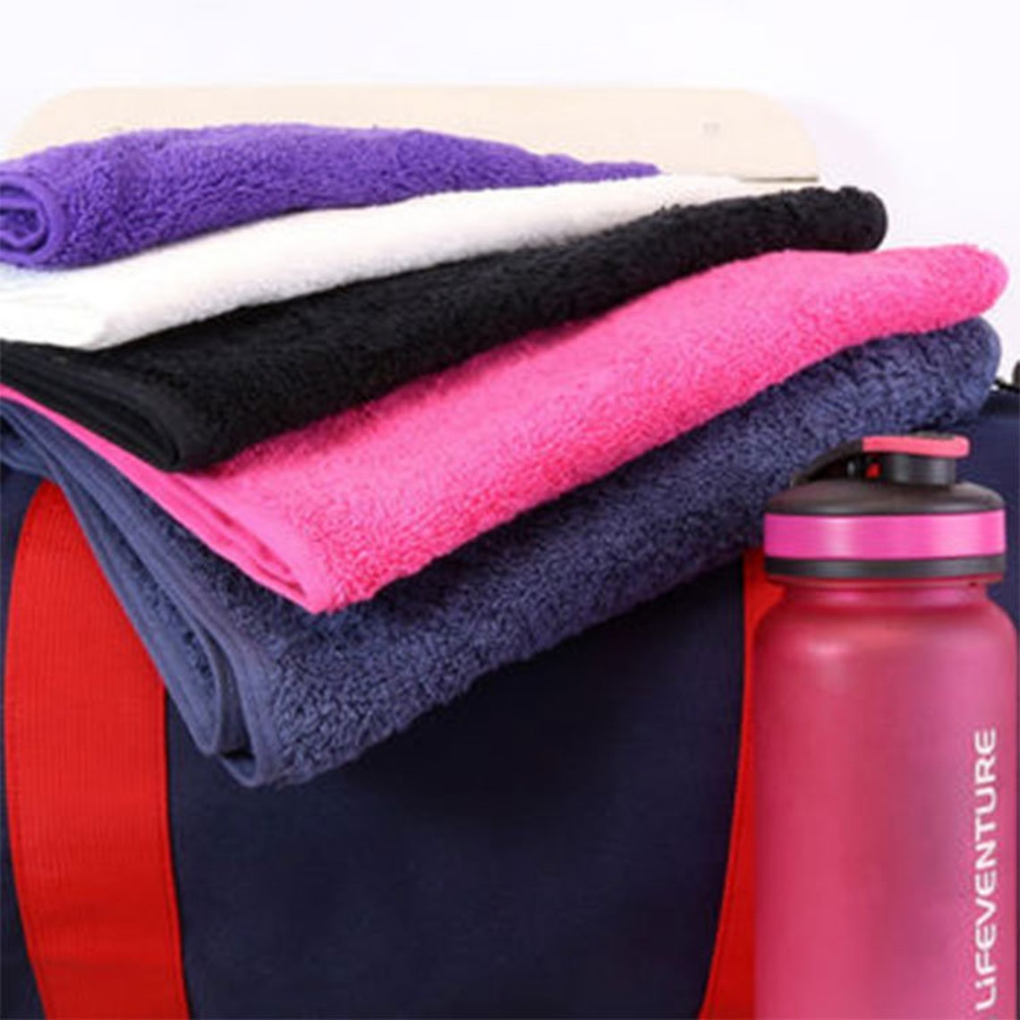 Personalised Boxing Towel With Glove Logo - Etsy UK