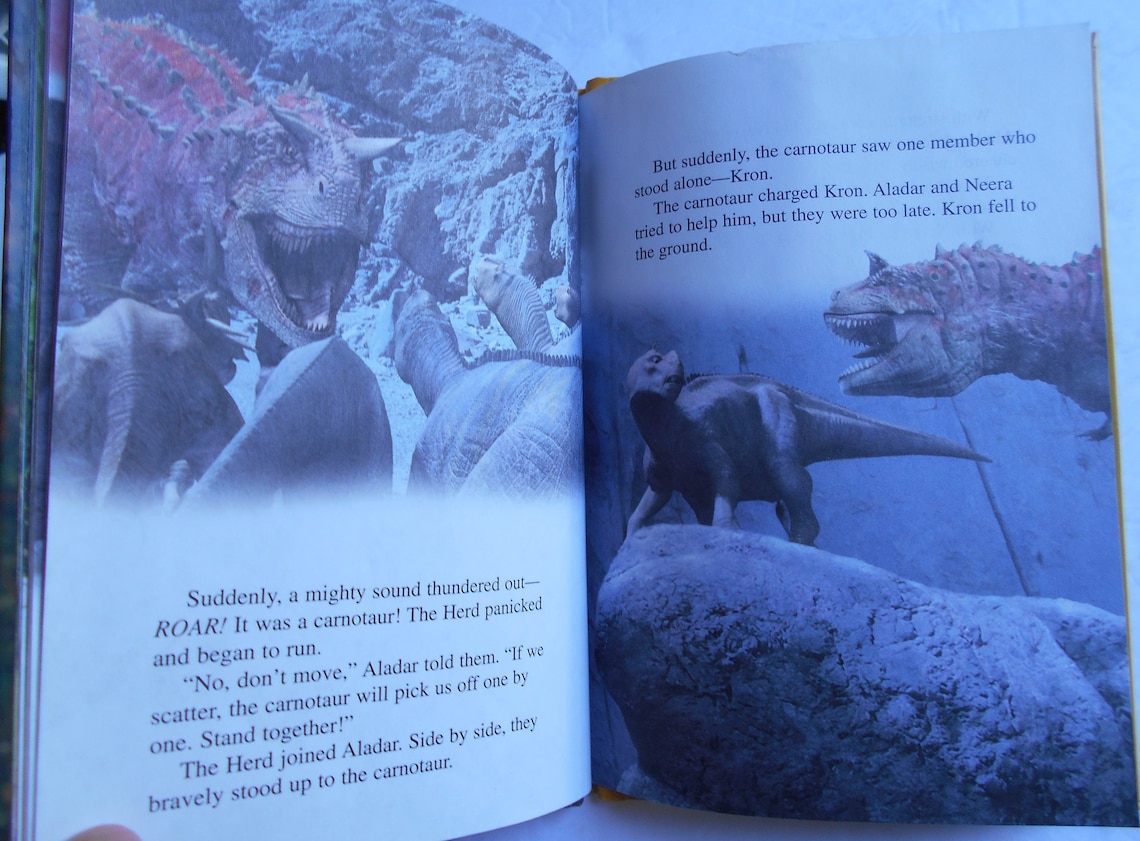 Dinosaur Disney's Wonderful World of Reading Hardcover Vintage Children ...