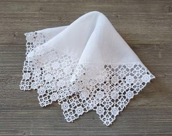 Classic White Wedding Hankie, Scallopped Lace, Vintage Handkerchief ...